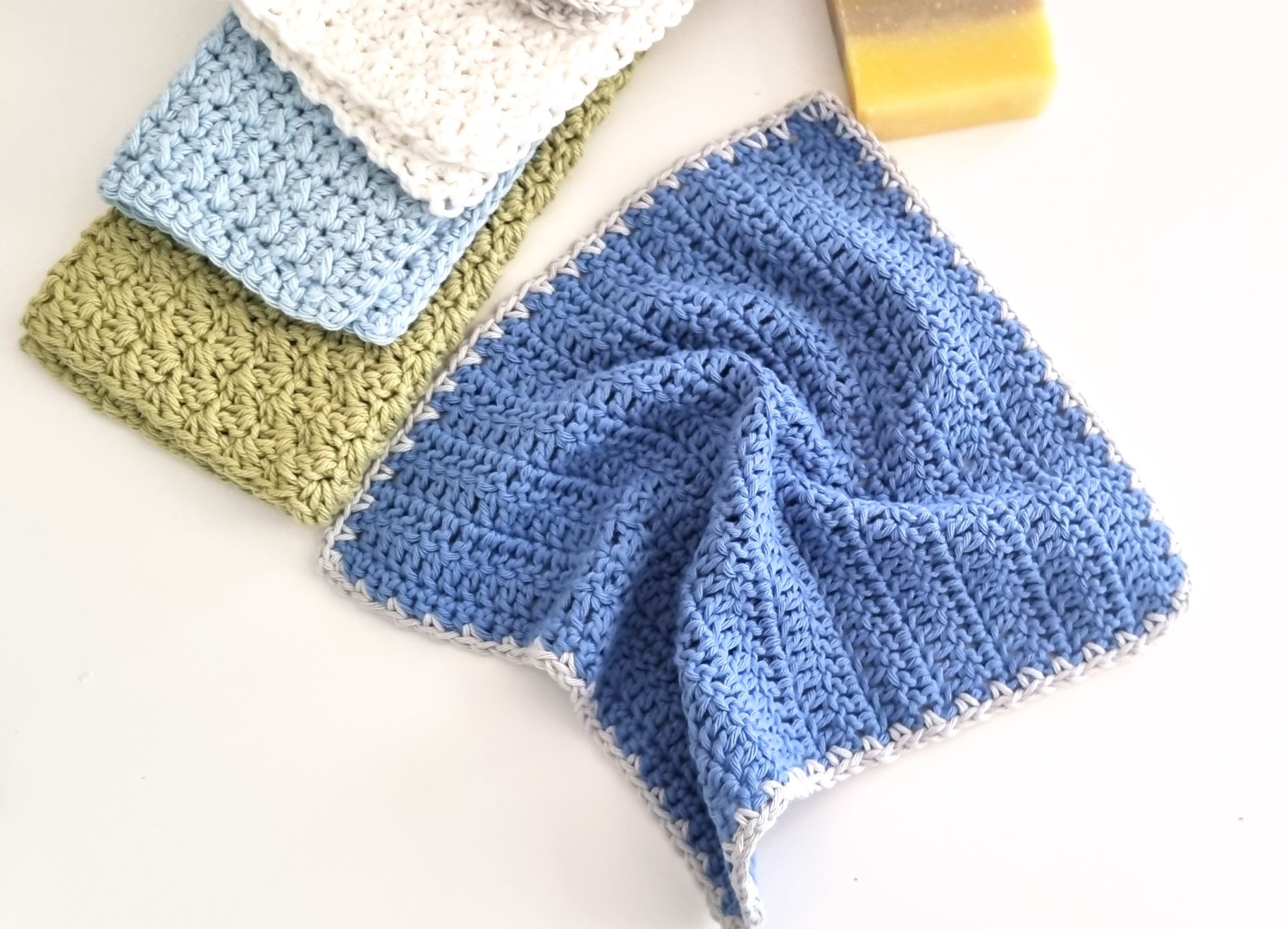 Beginner Double Crochet Dishcloth Pattern - My Crochet Space